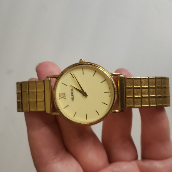 Helbros | Accessories | Helbros Gold Toned Stretch Watch | Poshmark